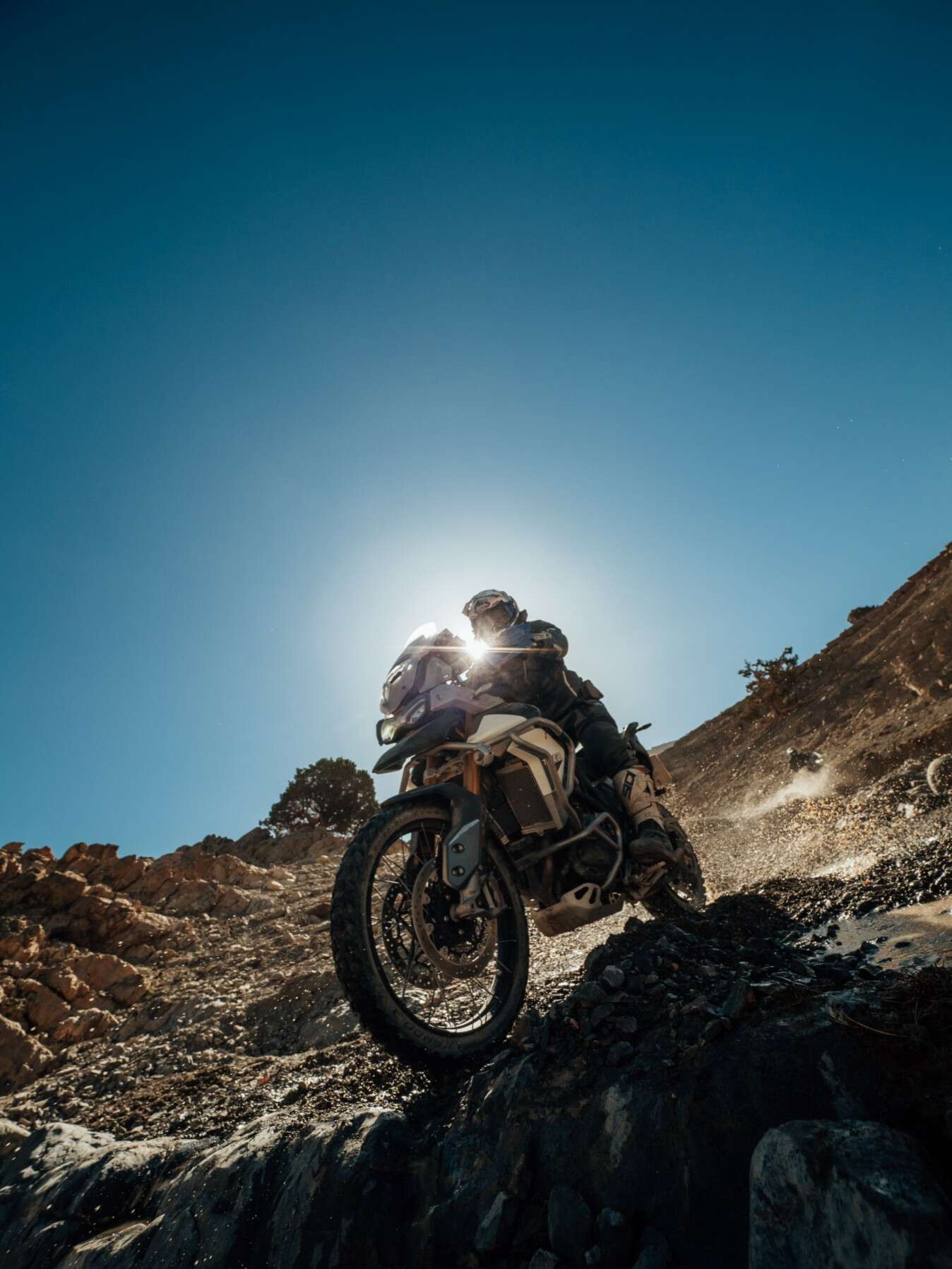 Advpulse: First female rider on an adventure motorcycle to complete the ...