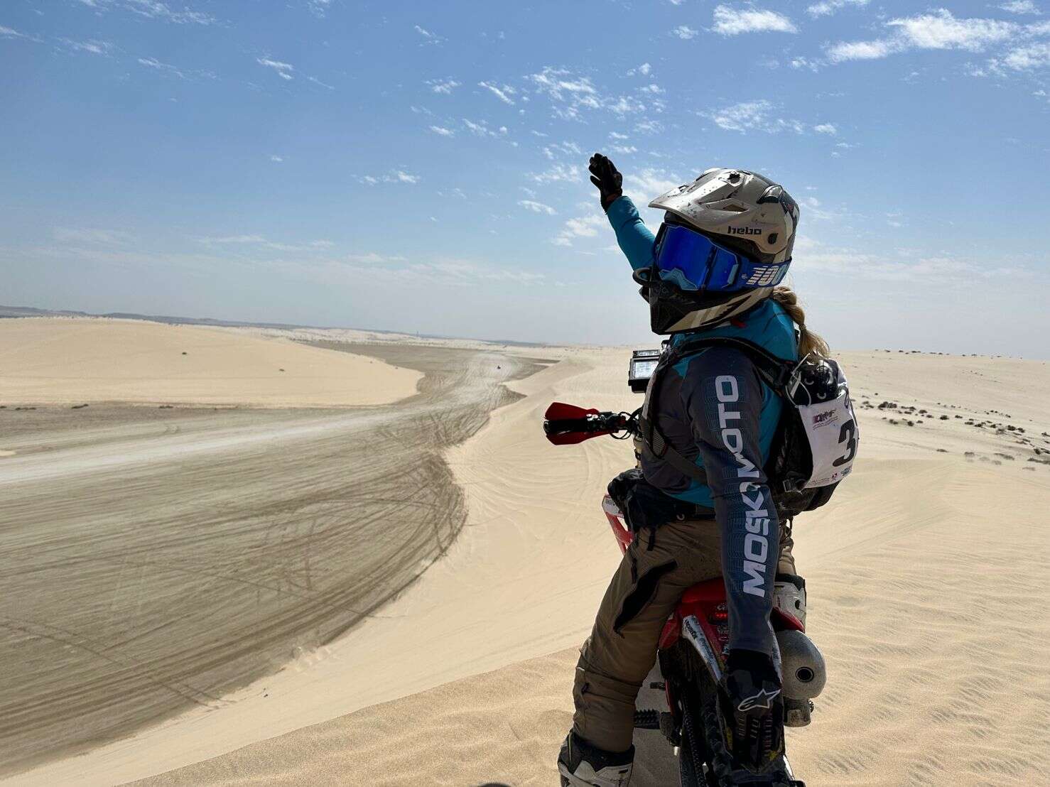 The Ross Gazette: Follow 'Girl On A Bike' as She Conquers Qatar Rally ...